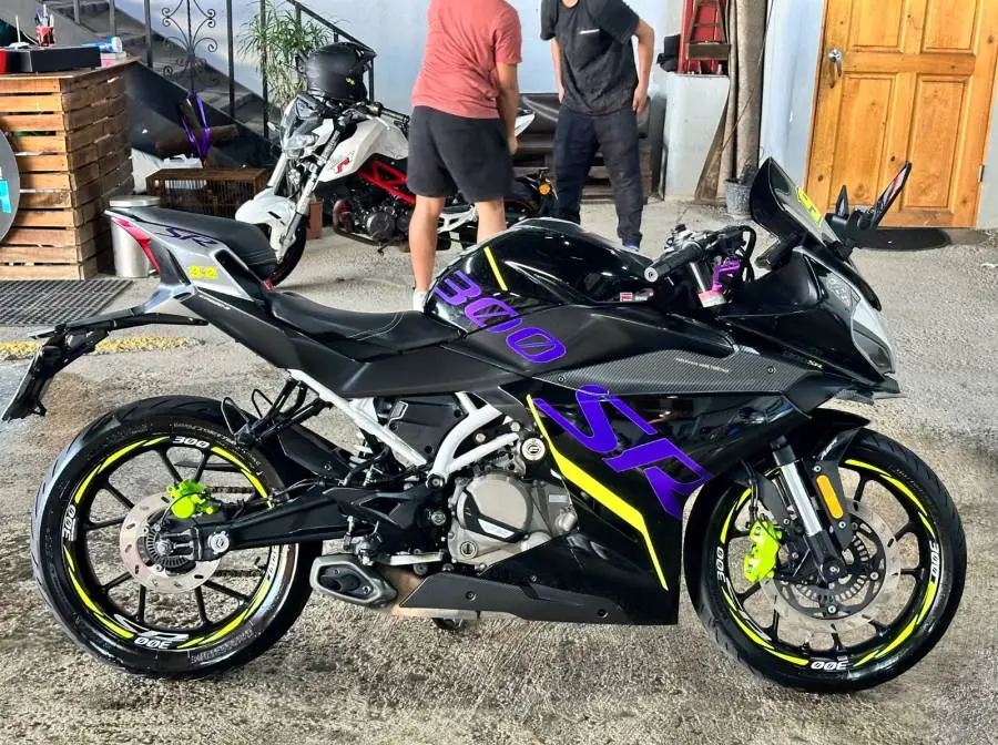 CFMoto, 300sr, 2021