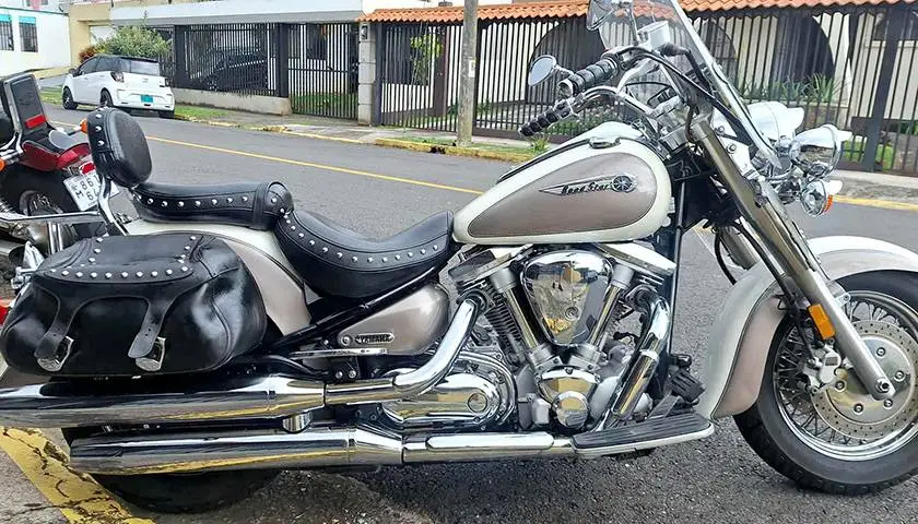 Yamaha, Road Star 1600 Classic, 2002
