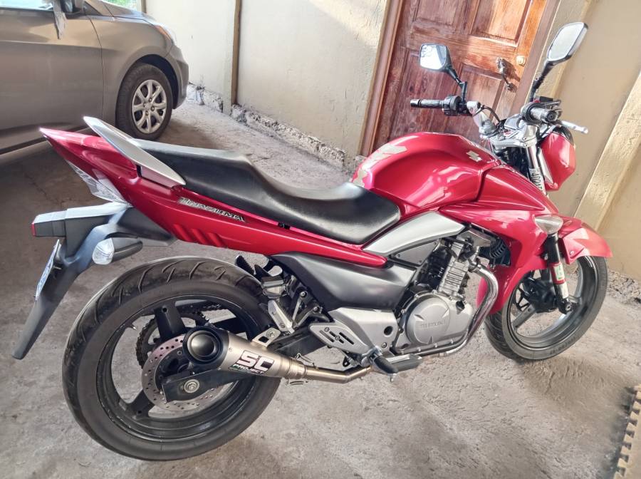 Suzuki, Inazuma , 2013