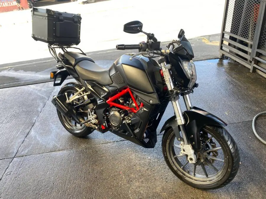 Benelli, TNT25, 2018