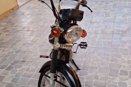 Freedom, Súper Moped, 2022