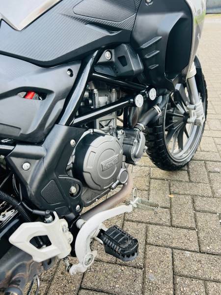 Benelli, TRK 251, 2021