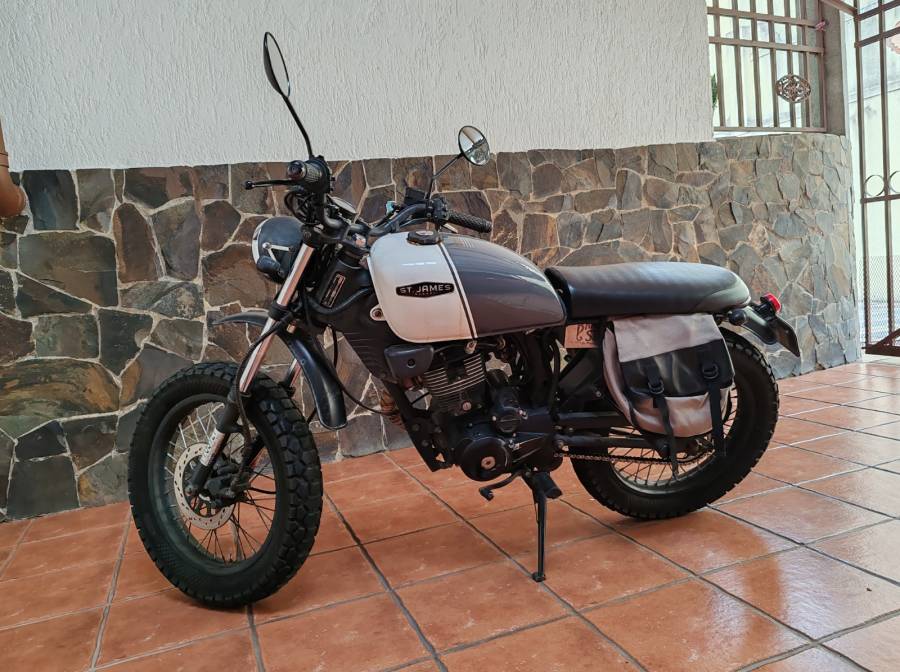 Serpento, Cafe Racer St. James W200, 2019