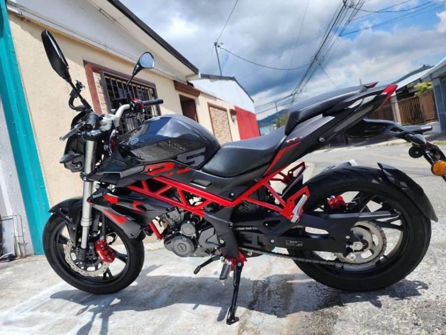 Benelli, TNT25, 2023