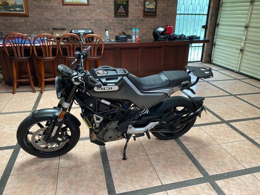 Husqvarna, Svartpilen 401, 2020